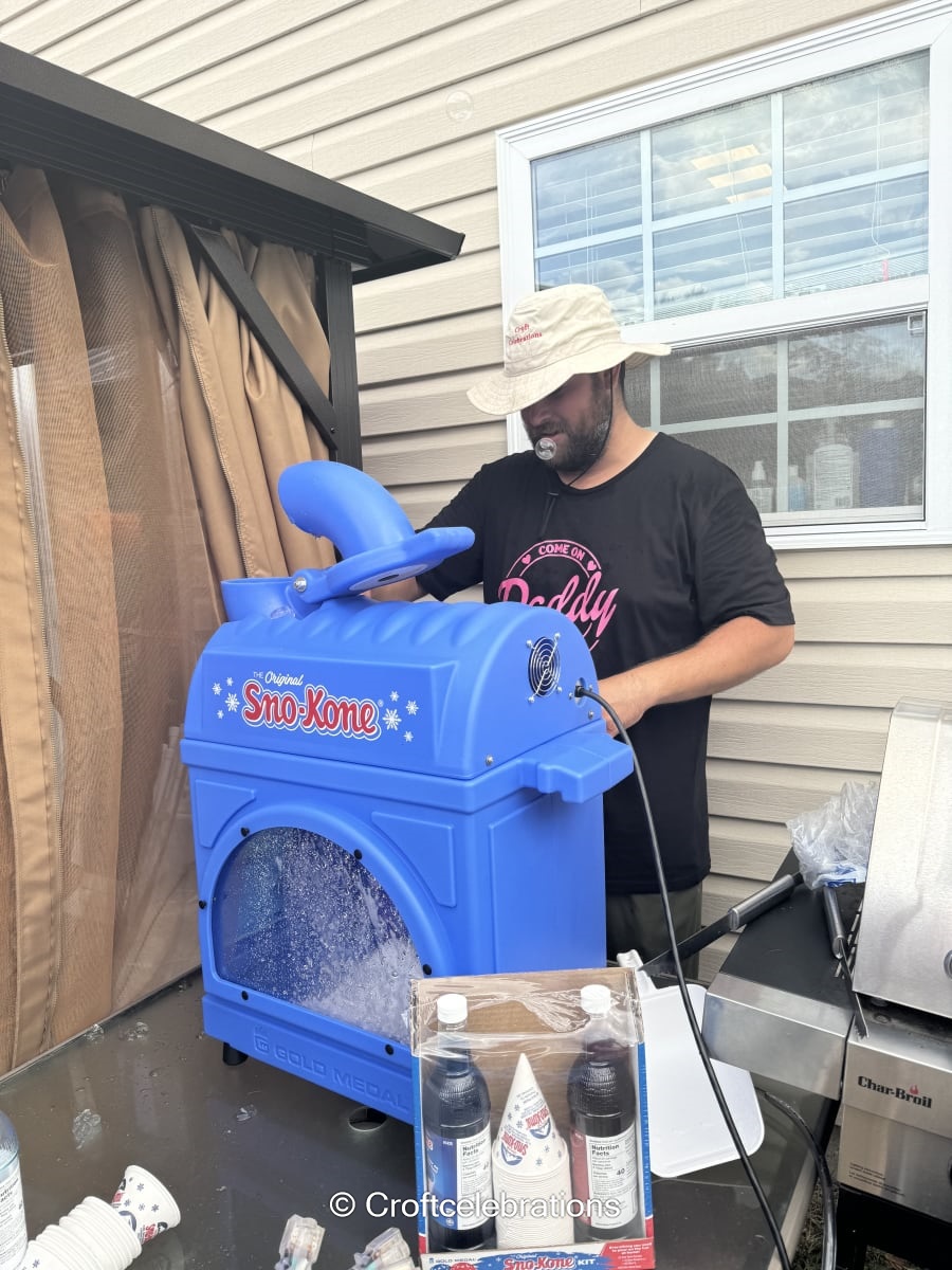 Sno Cone Machine - Hire in Lexington | Croftcelebrations